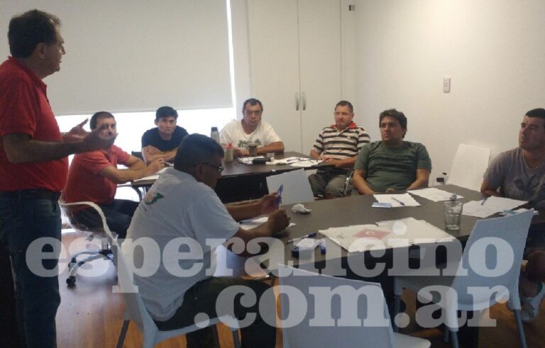 La CEACE inauguró la cuarta aula de su sede con cursos